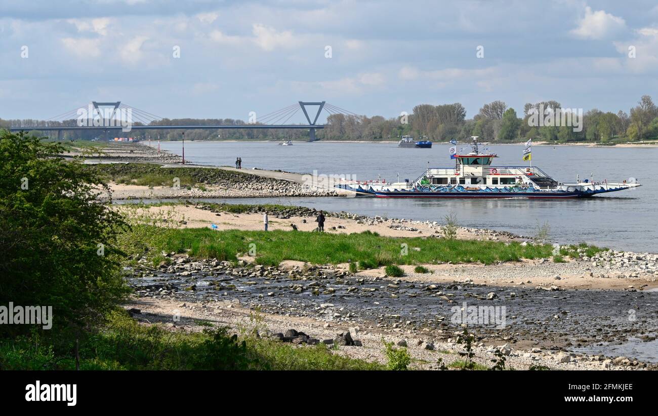 Watercraft production hi-res stock photography and images - Alamy