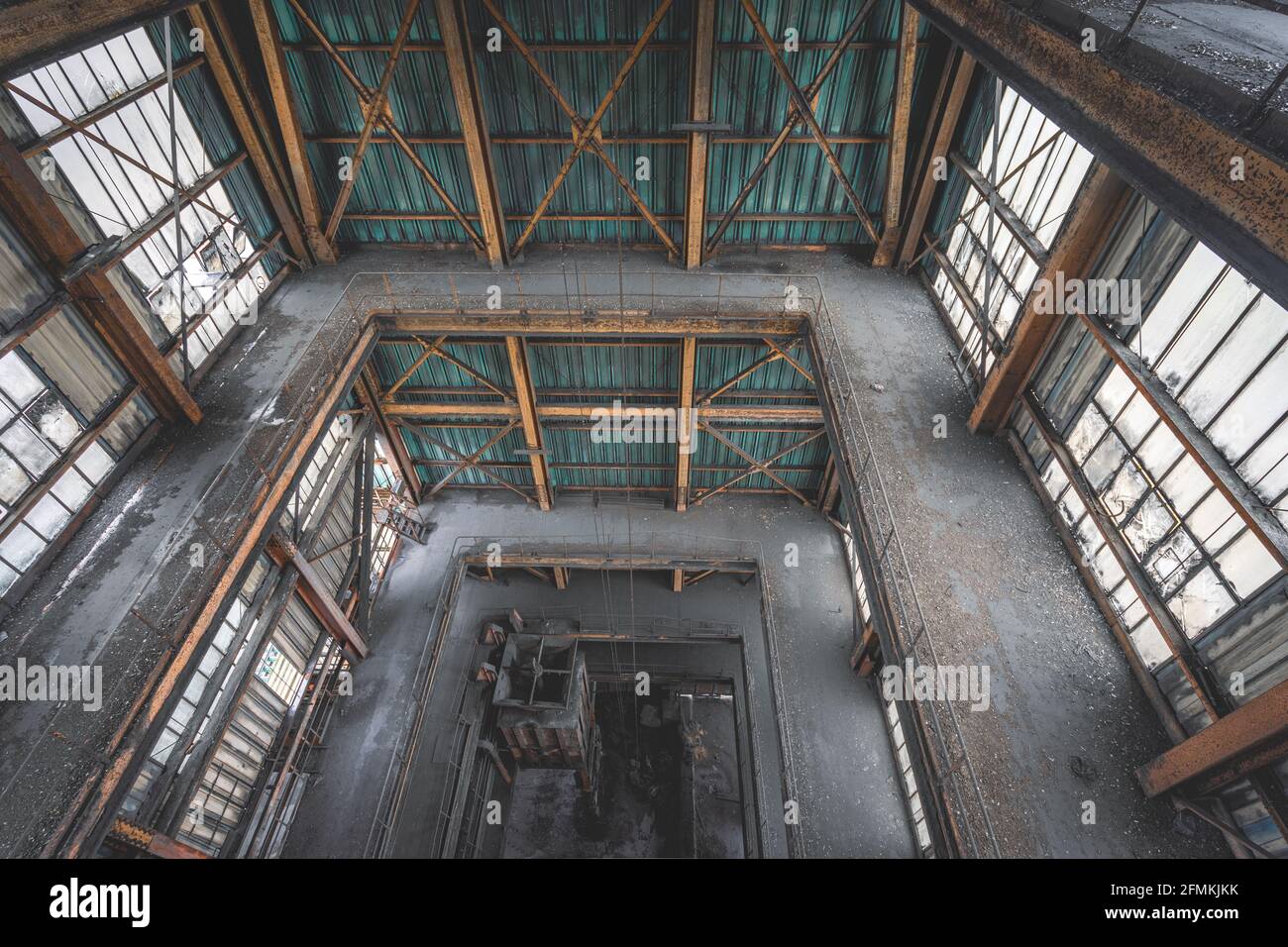 Broken factory tower hi-res stock photography and images - Alamy