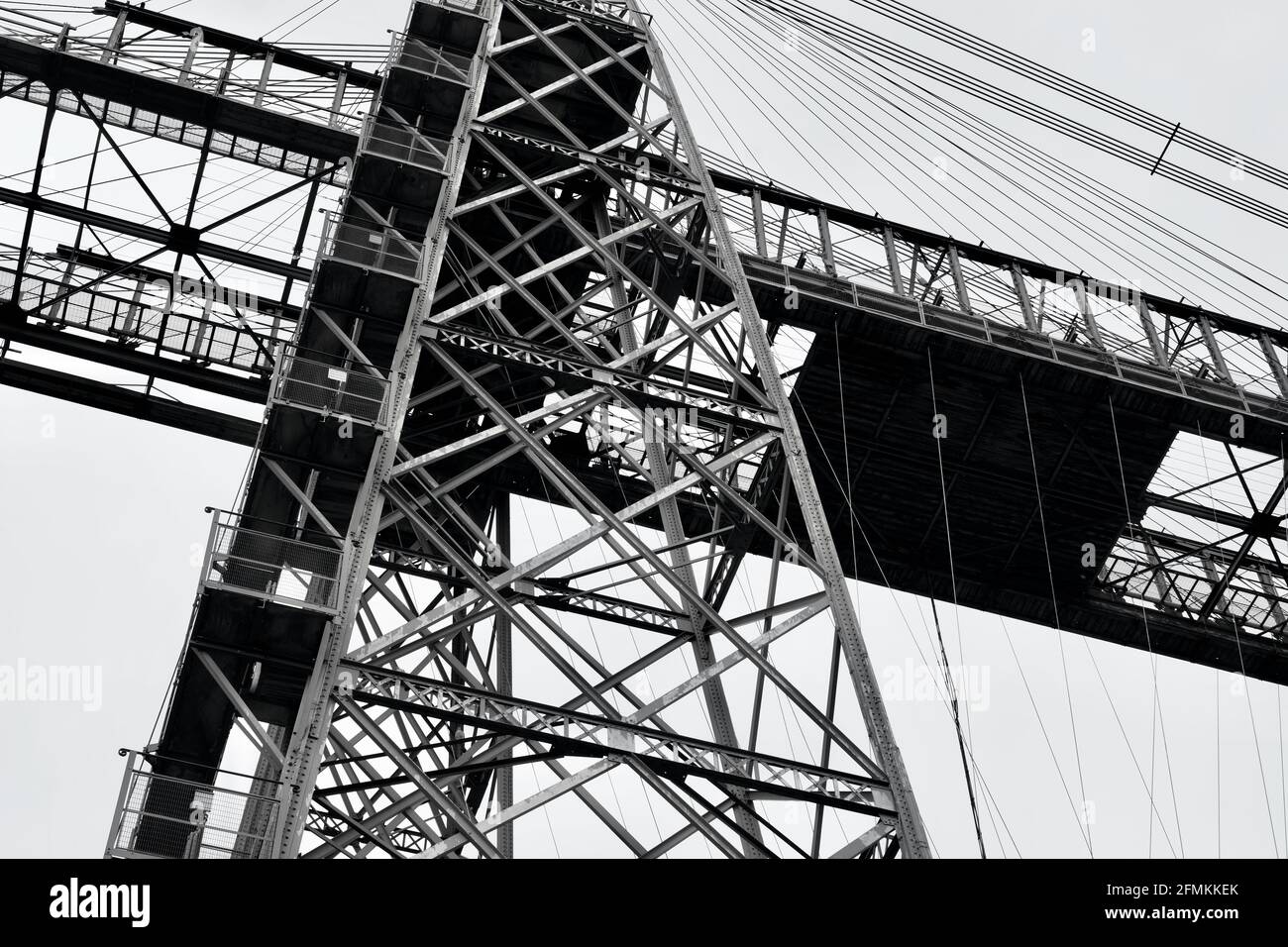 Newport Transporter Bridge, constructed in 1902 crosses the River Usk ...