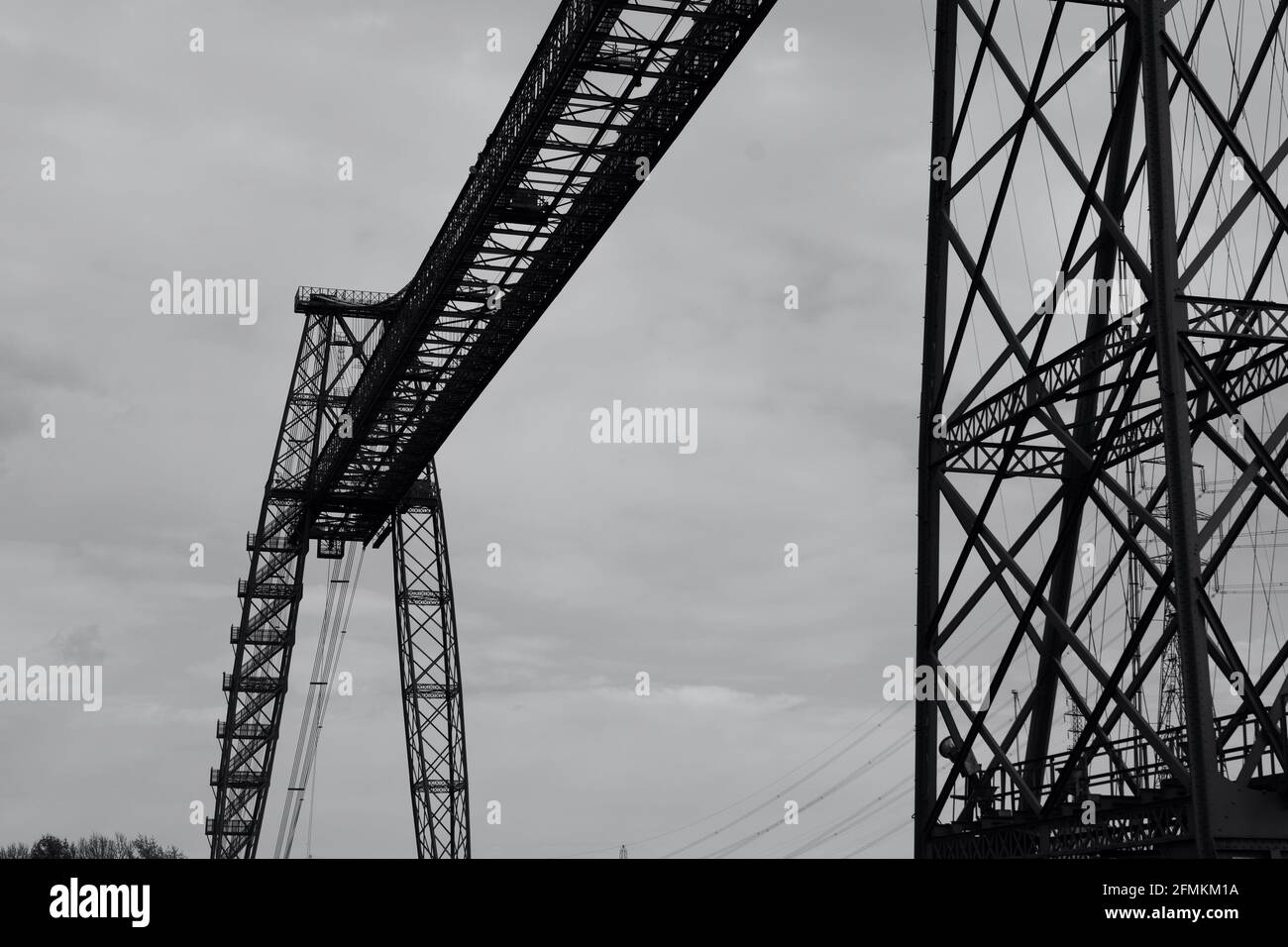 Newport Transporter Bridge, constructed in 1902 crosses the River Usk ...