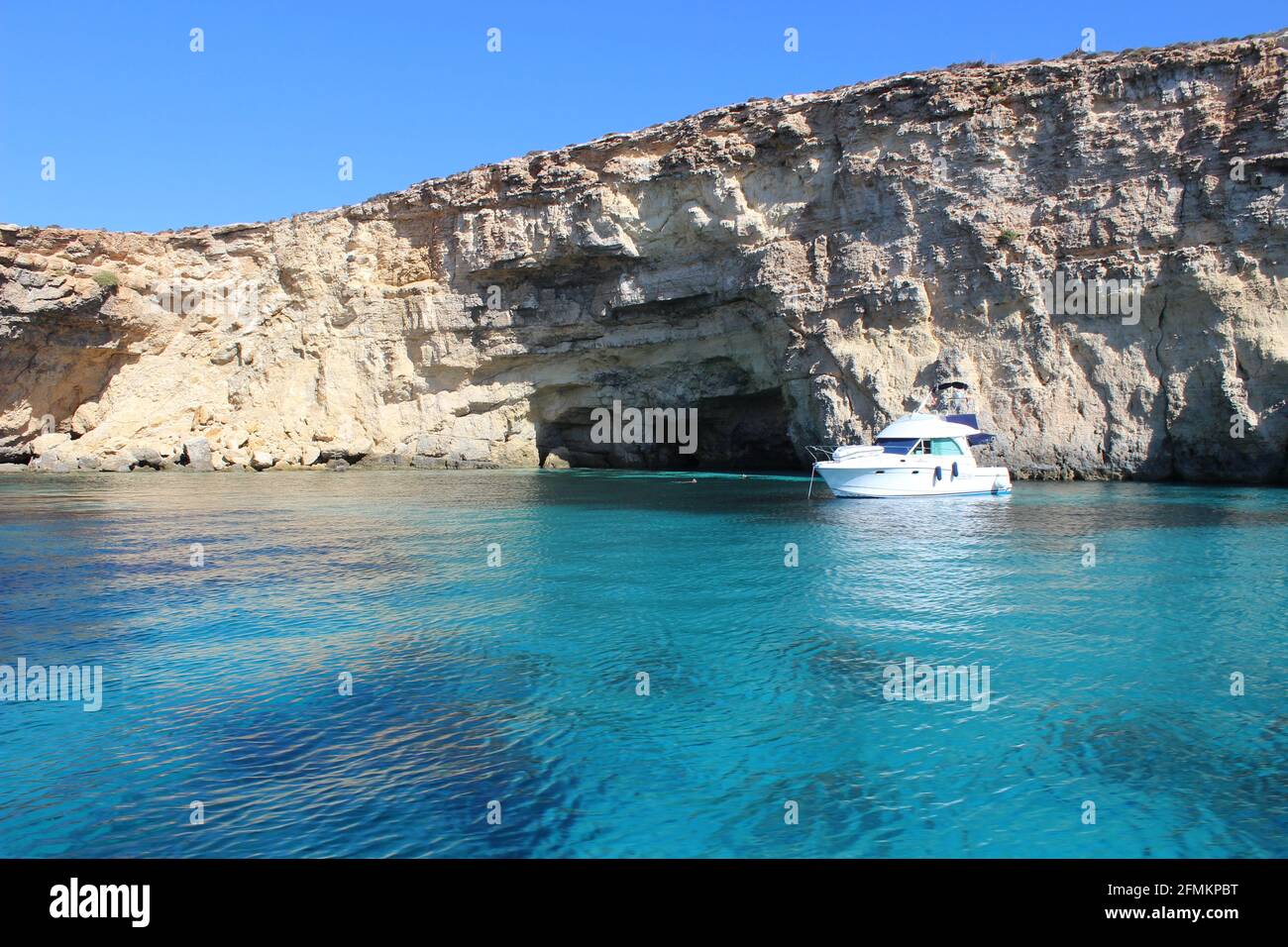 Blue Lagoon, Camino Island, Malta Stock Photo - Alamy
