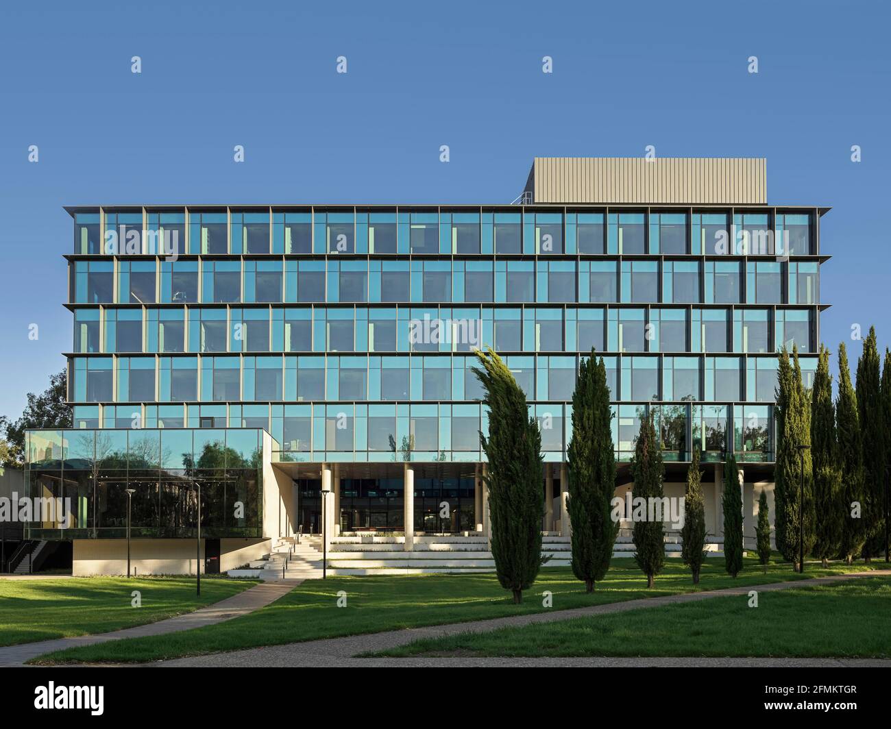 School building grounds australia hi-res stock photography and images ...