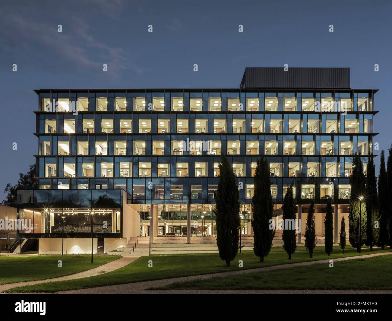 School building grounds australia hi-res stock photography and images ...