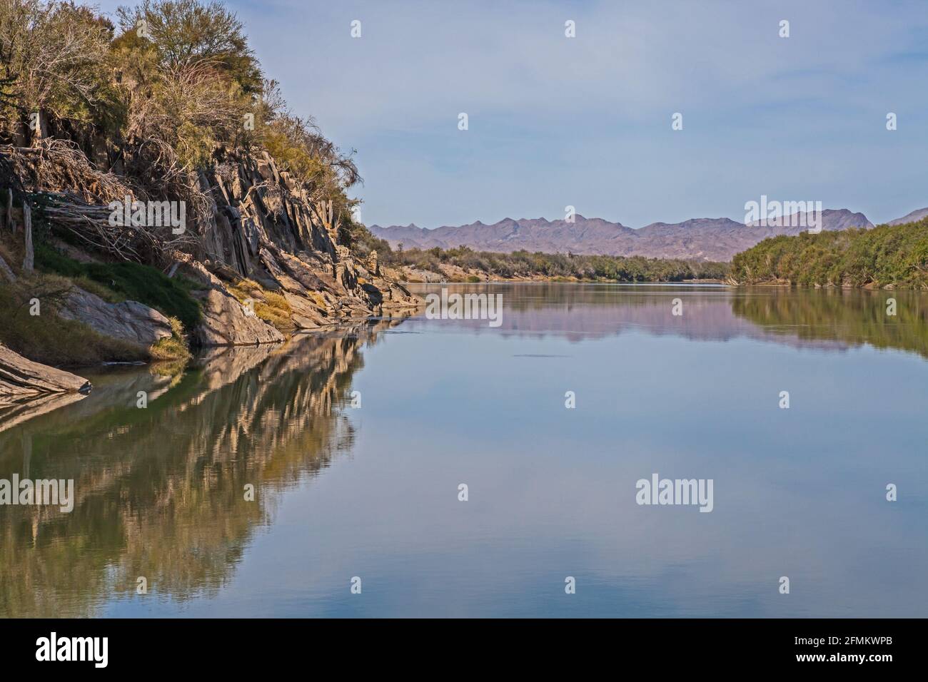 Border post namibia south africa hi-res stock photography and images ...