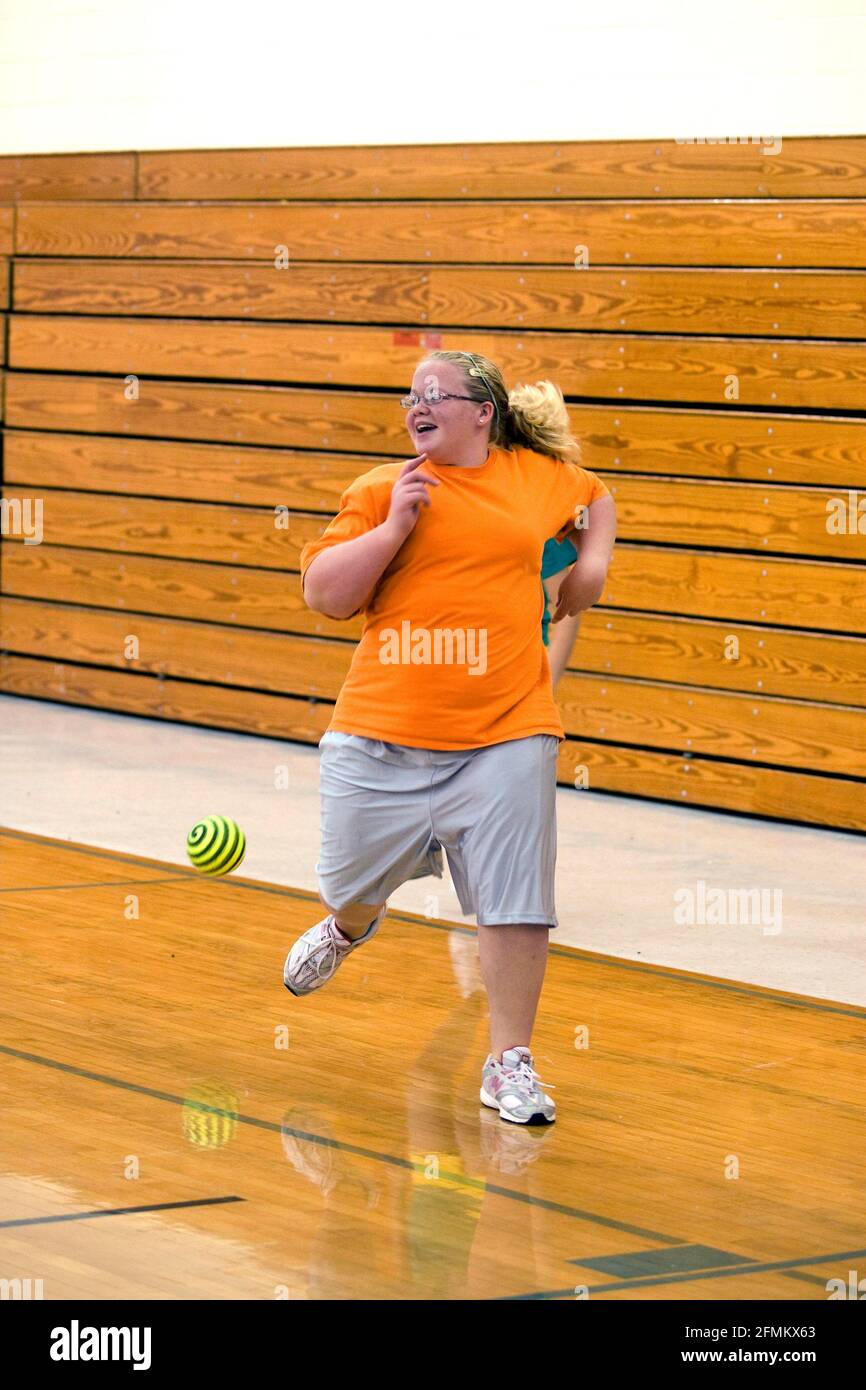Overweight children gym hi-res stock photography and images - Alamy
