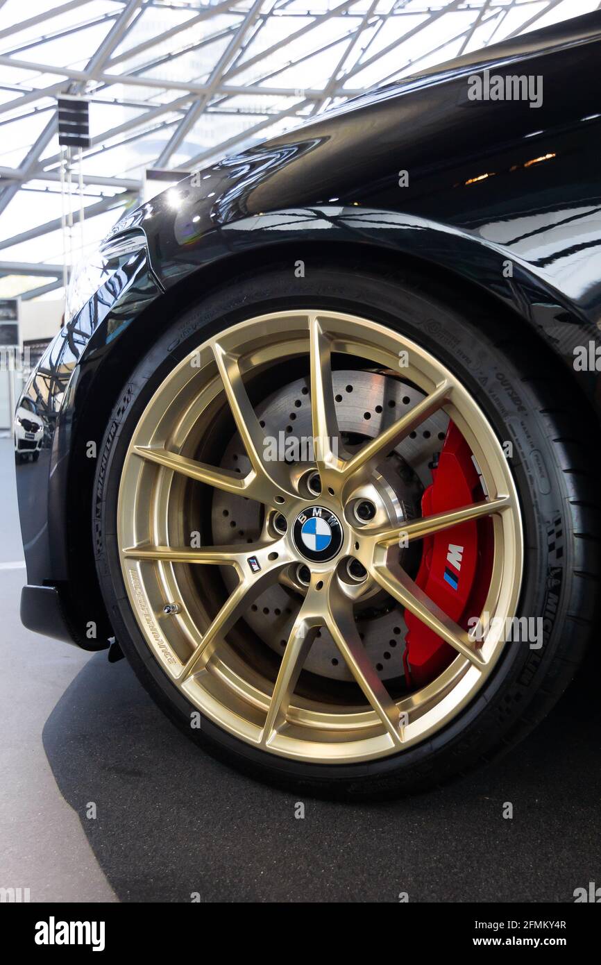 Bmw alloy wheel hi-res stock photography and images - Alamy