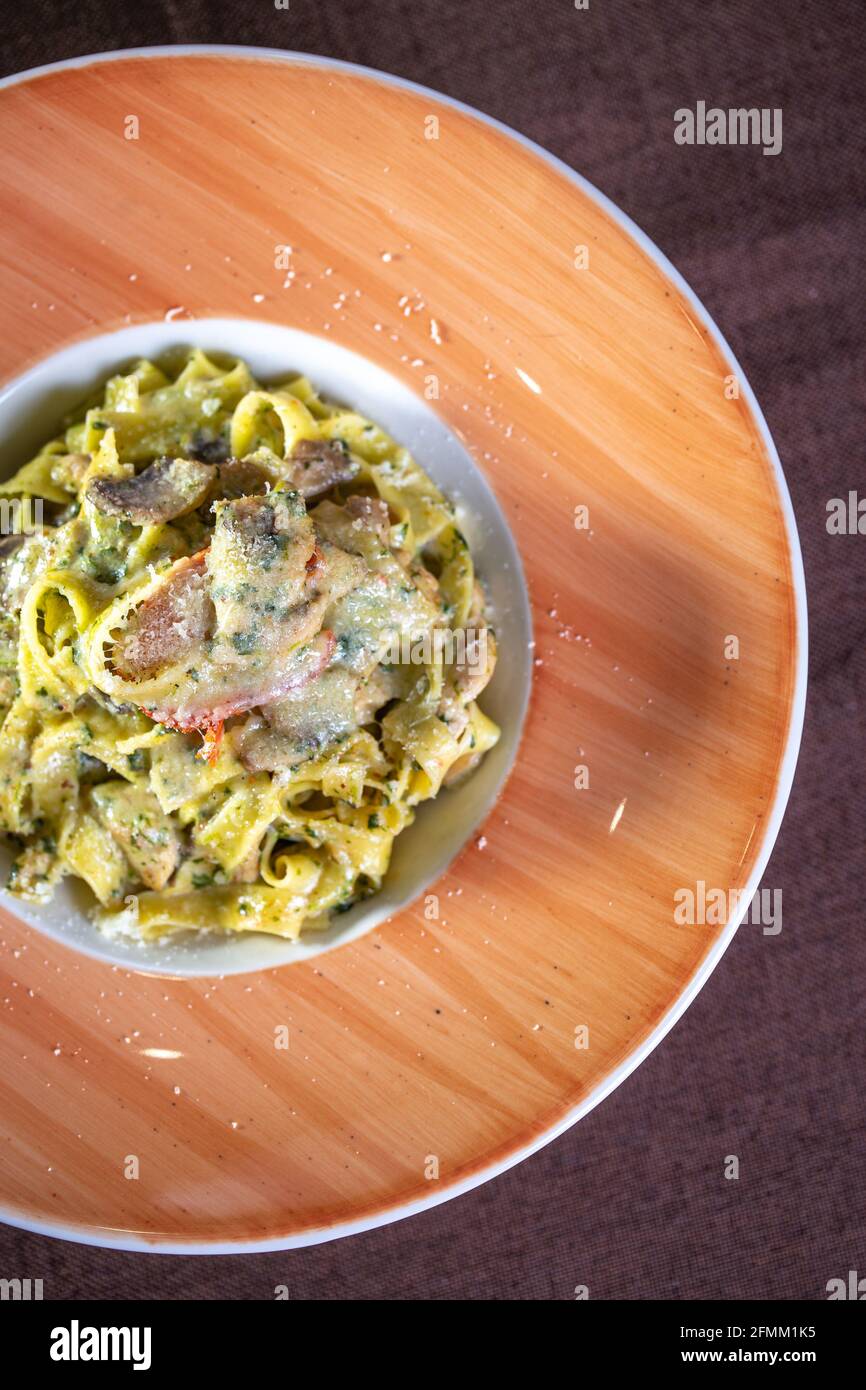 Pasta tomato salami basil hi-res stock photography and images - Alamy