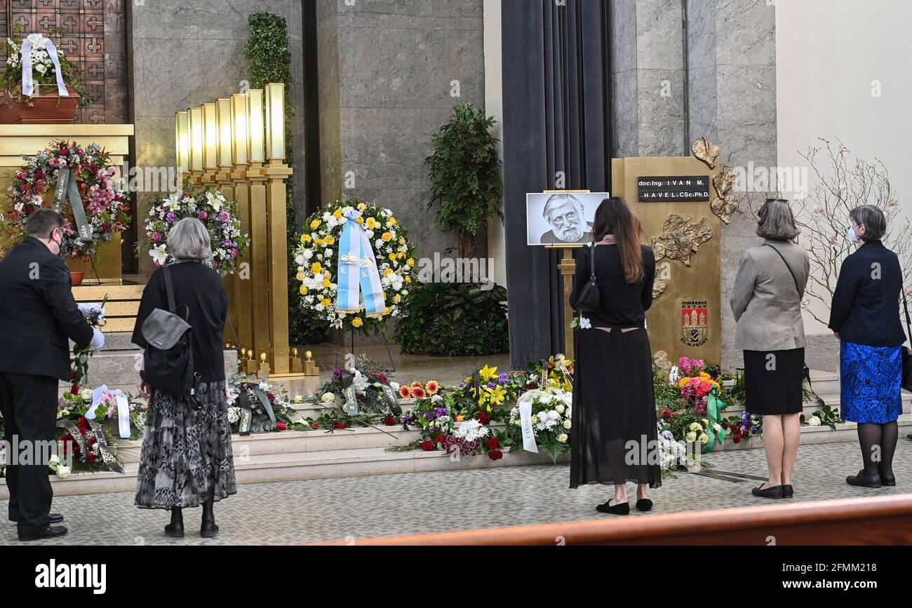 Prague, Czech Republic. 10th May, 2021. Funeral of scientist and ex ...