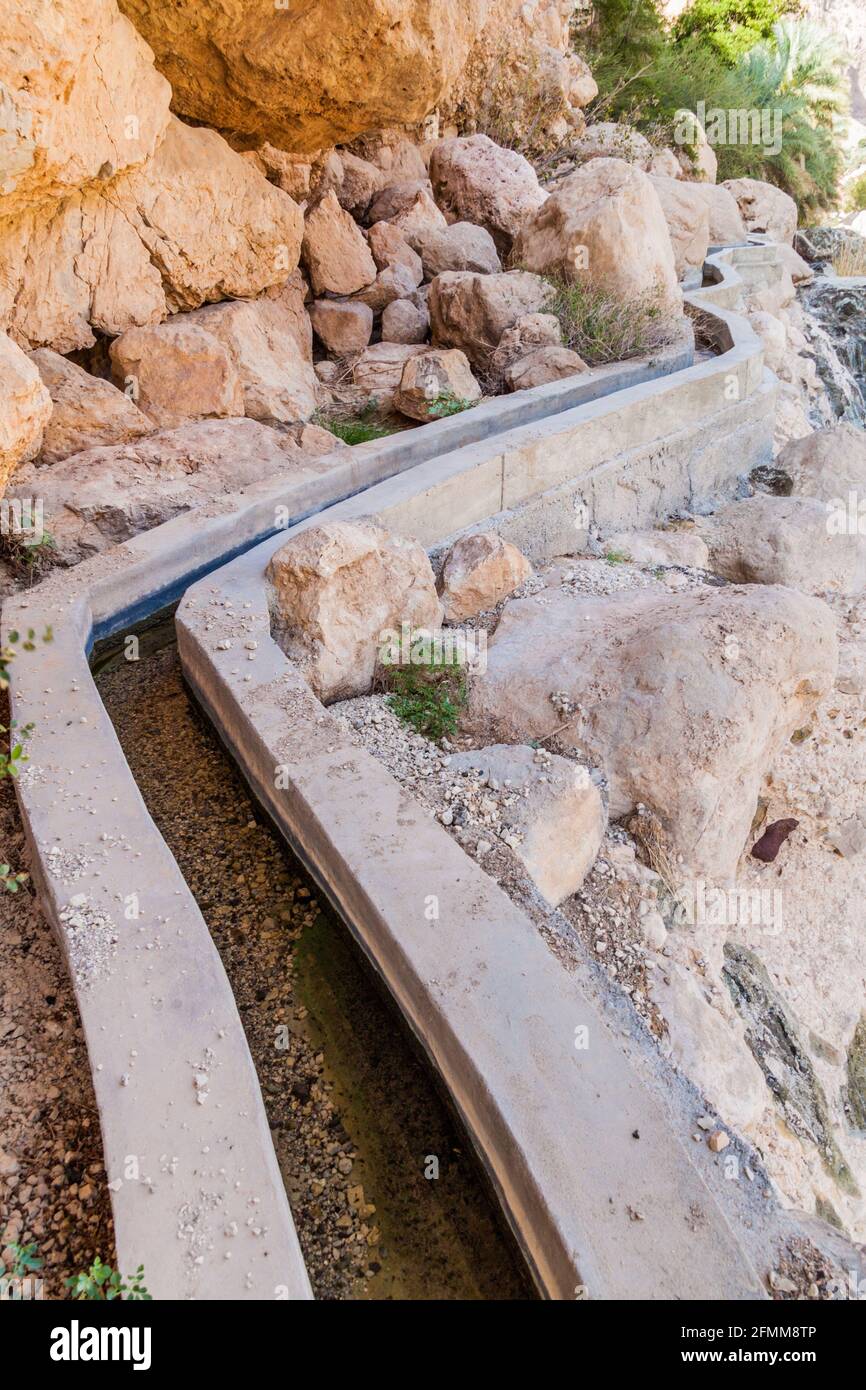 Falaj irrigation hi-res stock photography and images - Alamy