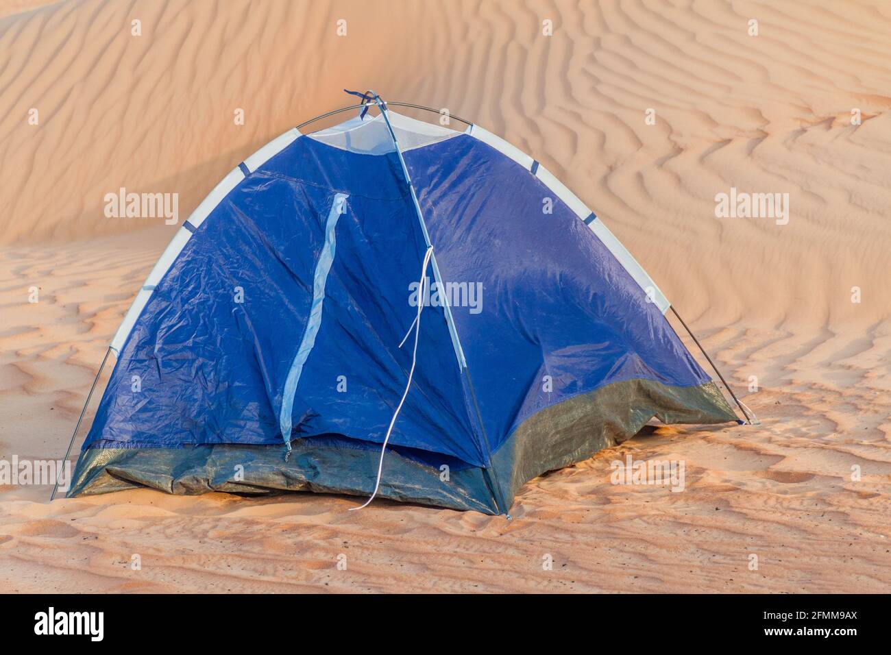 Desert oman camping hi-res stock photography and images - Alamy