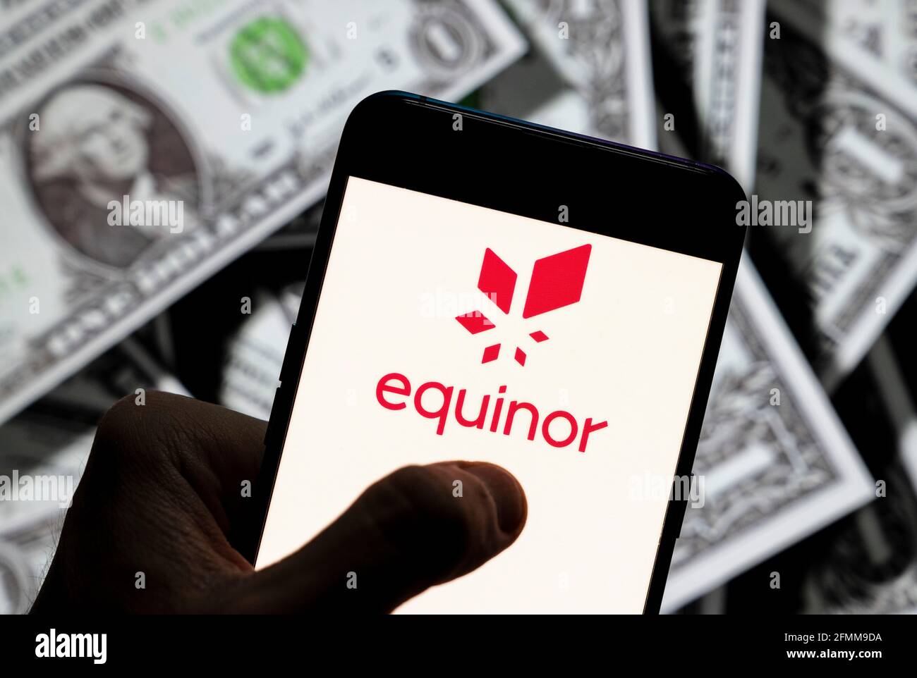 Equinor logo hi-res stock photography and images - Alamy