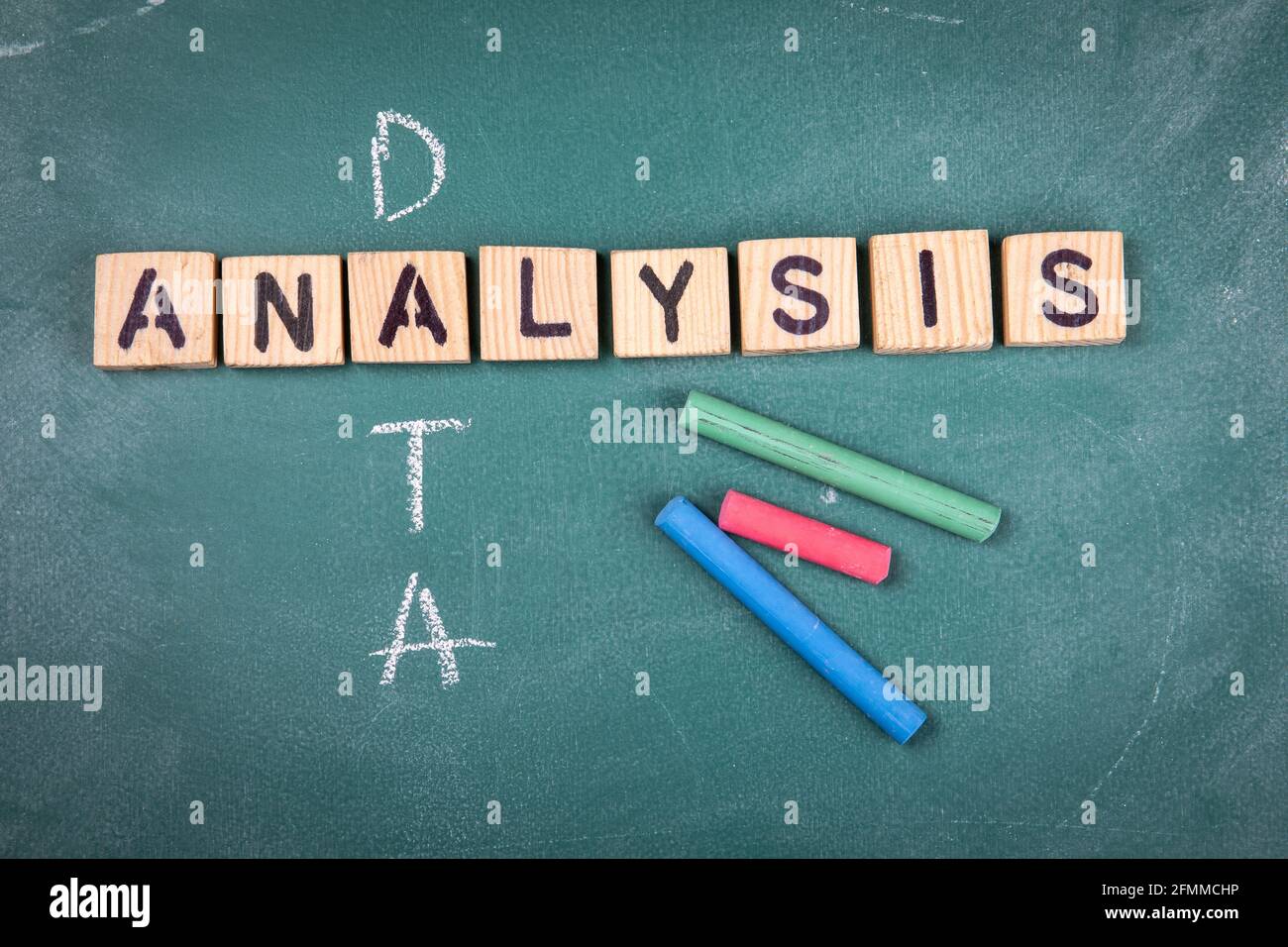 DATA ANALYSIS. Text on a sticky note pinned to a corkboard Stock Photo ...