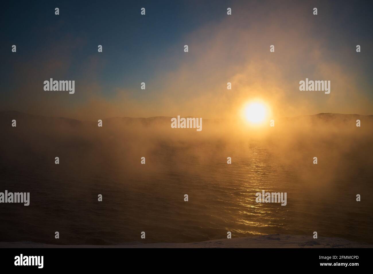 Shades of a colorful snowy sky hi-res stock photography and images - Alamy