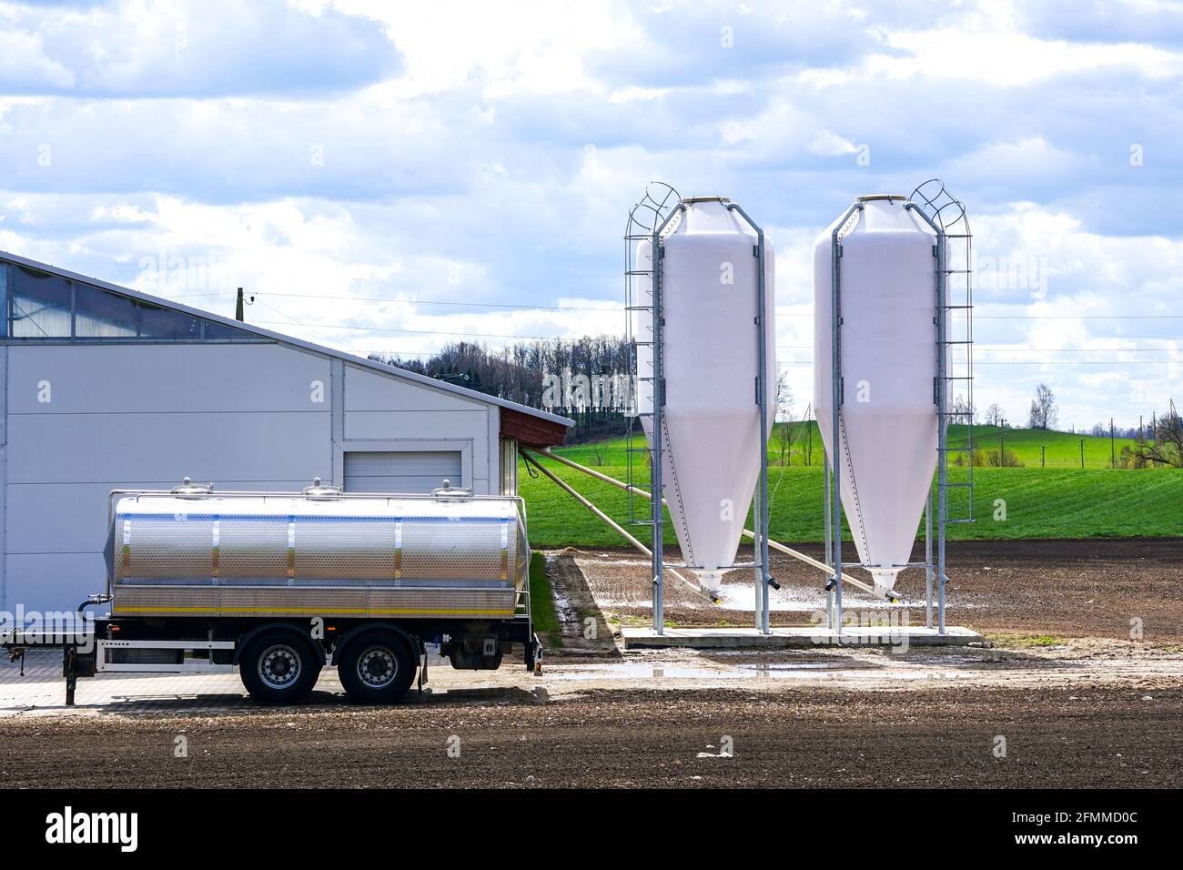 Modern dairy farm landscape hi-res stock photography and images - Alamy