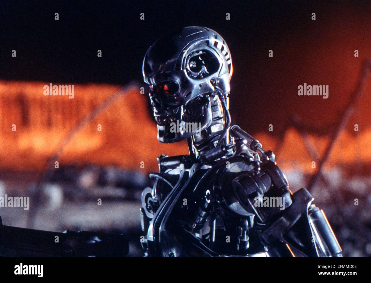 Terminator 2 hi-res stock photography and images - Alamy