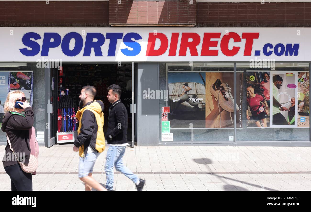 Logo of Sportsdirect in Bognor Regis Stock Photo - Alamy