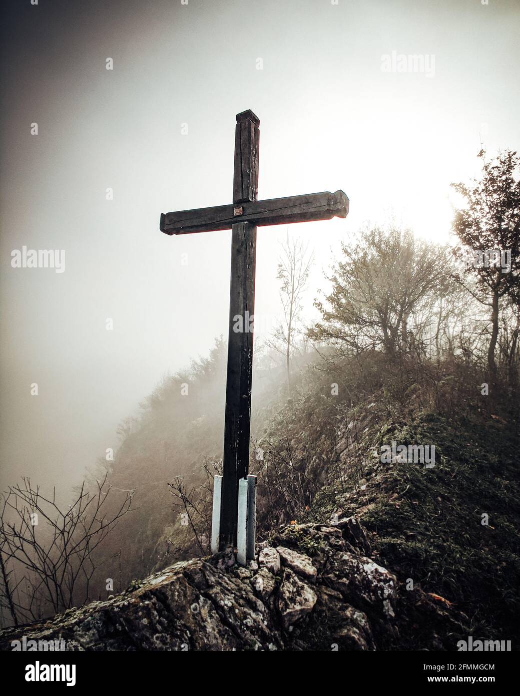 Large cross on a hill hi-res stock photography and images - Alamy