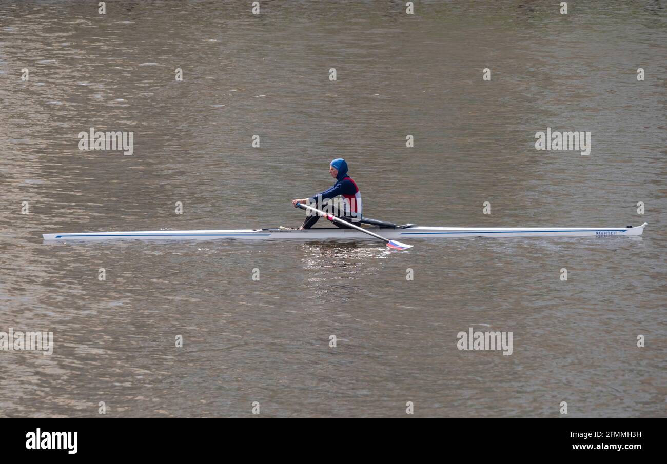 MOSCOW, RUSSIA - MAY 2, 2021: People rowing in canoe on river in Moscow ...