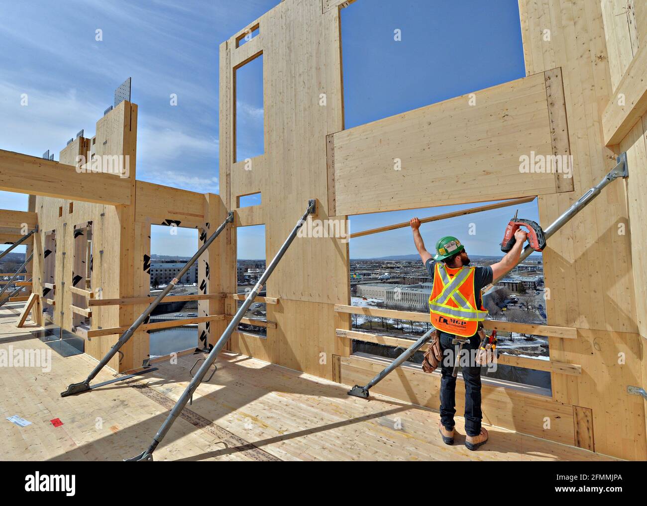 wood construction building Stock Photo - Alamy