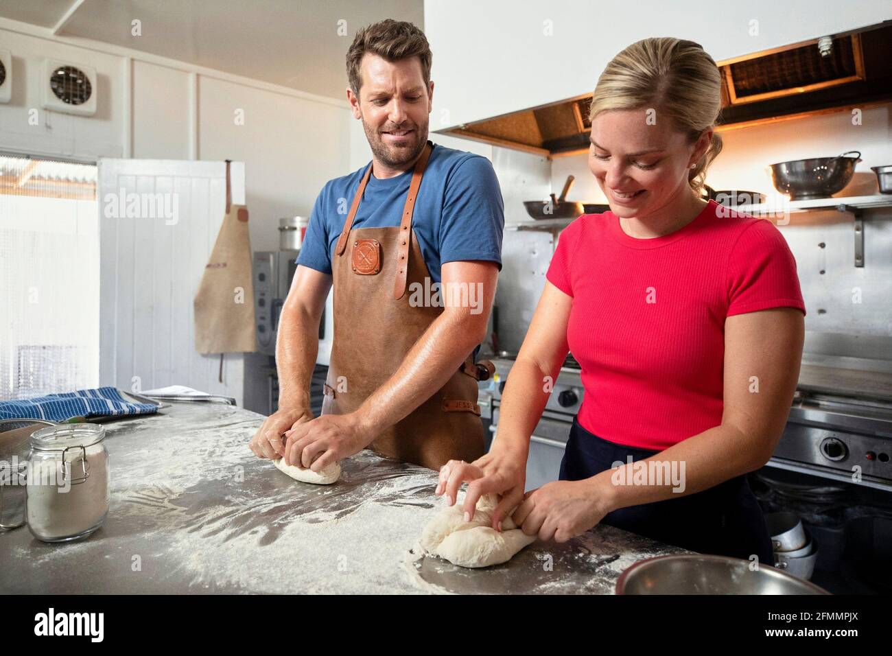 ROMANCE ON THE MENU, (aka HEARTS DOWN UNDER), from left: Tim Ross ...