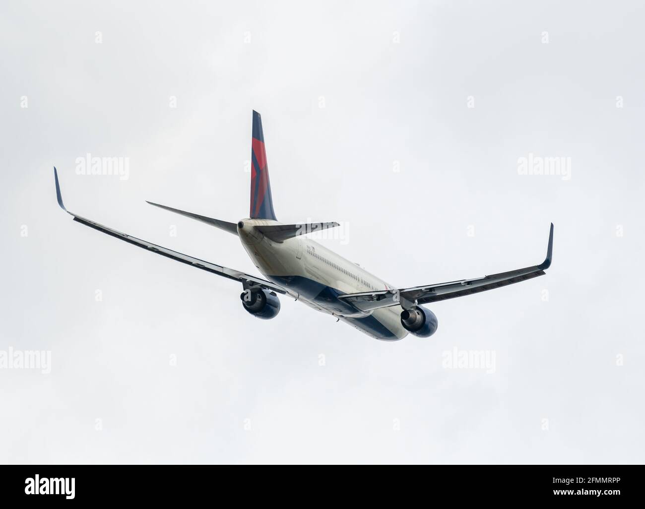 332 plane hi-res stock photography and images - Alamy