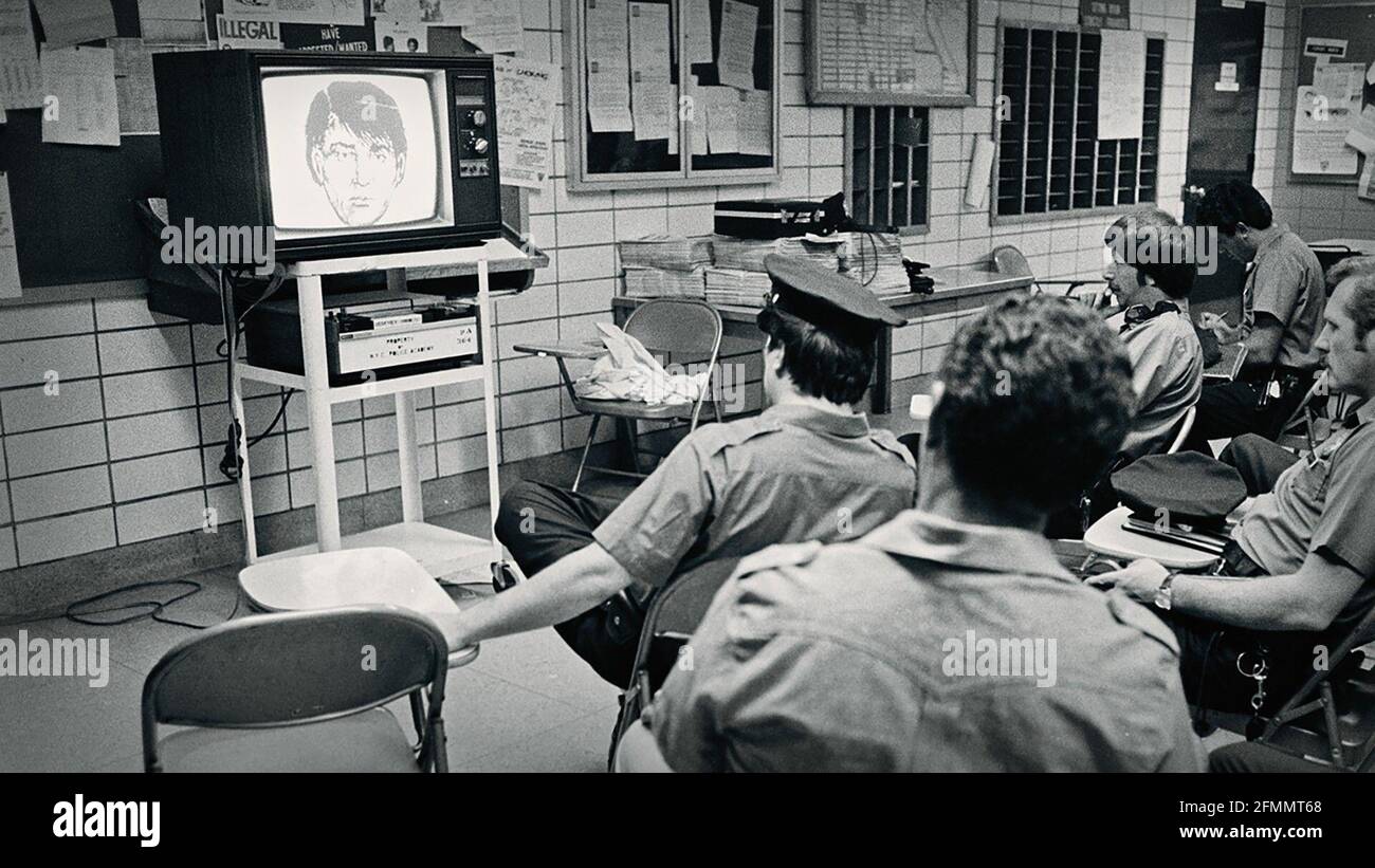 THE SONS OF SAM: A DESCENT INTO DARKNESS, on tv monitor: police sketch ...