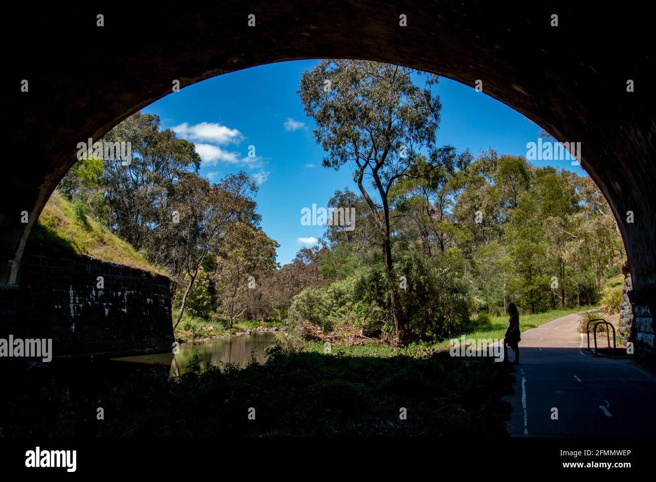 Archway silhouette hi-res stock photography and images - Alamy