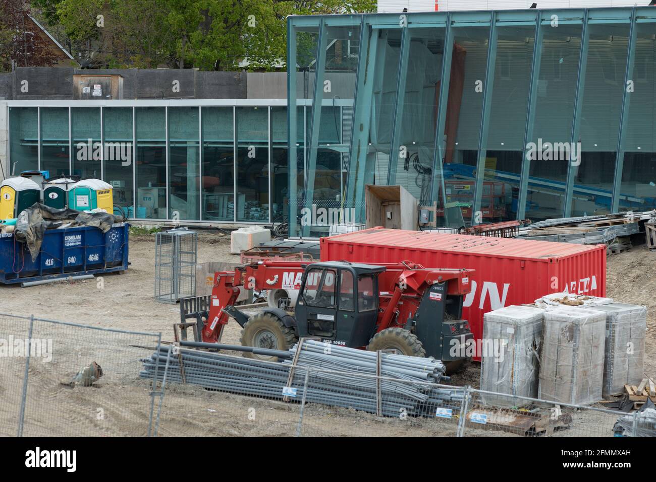 Line 5 Eglinton - Eglinton Crosstown - Mount Dennis Station under ...