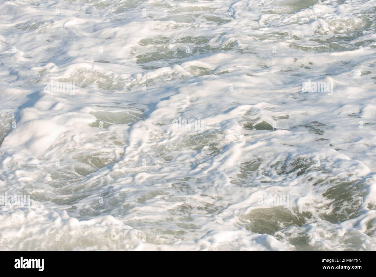 Sea foam background. Oceanic foam texture Stock Photo - Alamy