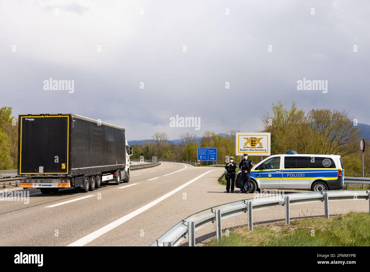 Neuenburg Am Rhein, Germany. 15th Apr, 2021. Police officers P. Weigele ...