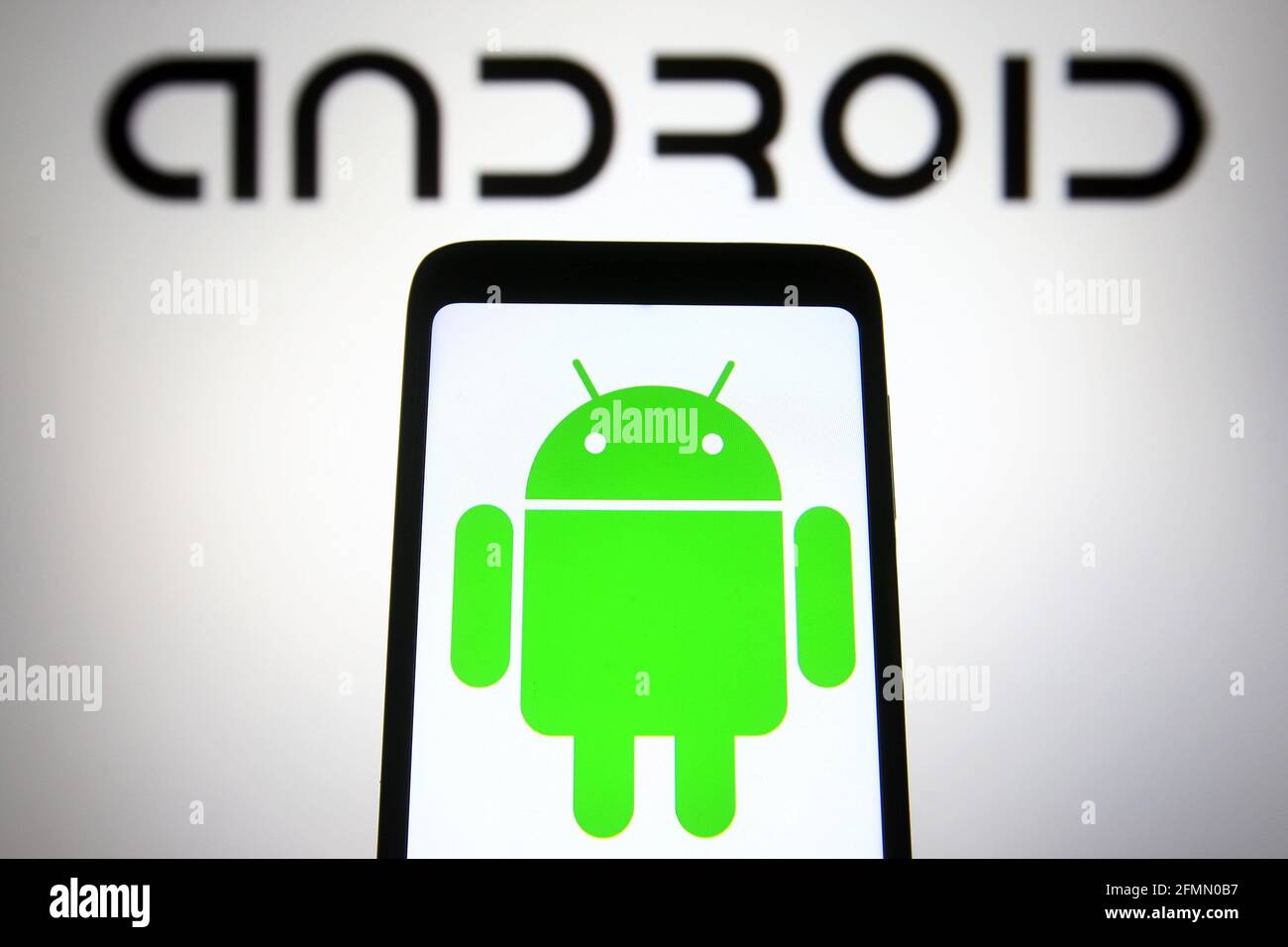 Operating system logos hi-res stock photography and images - Alamy