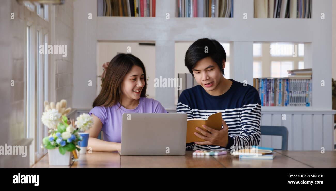 Tutoring college student hi-res stock photography and images - Alamy