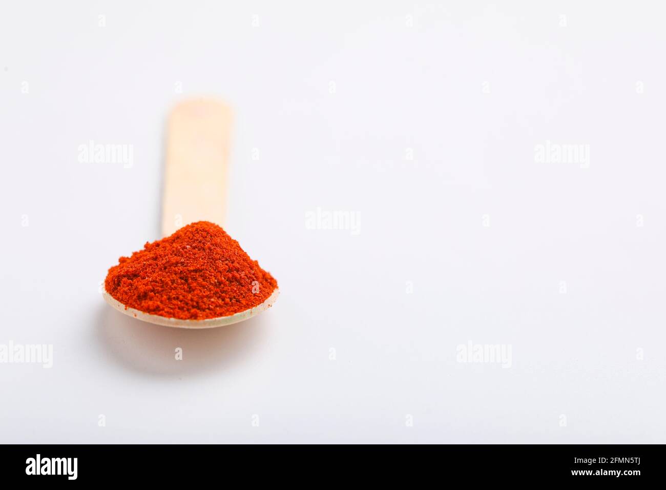 Spoon red chili powder hi-res stock photography and images - Alamy