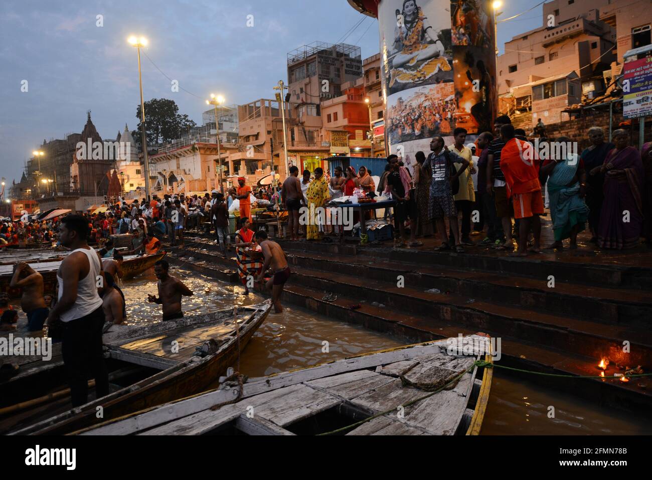 Hindu pilgrims on the Ganges river in Varanasi, India Stock Photo - Alamy