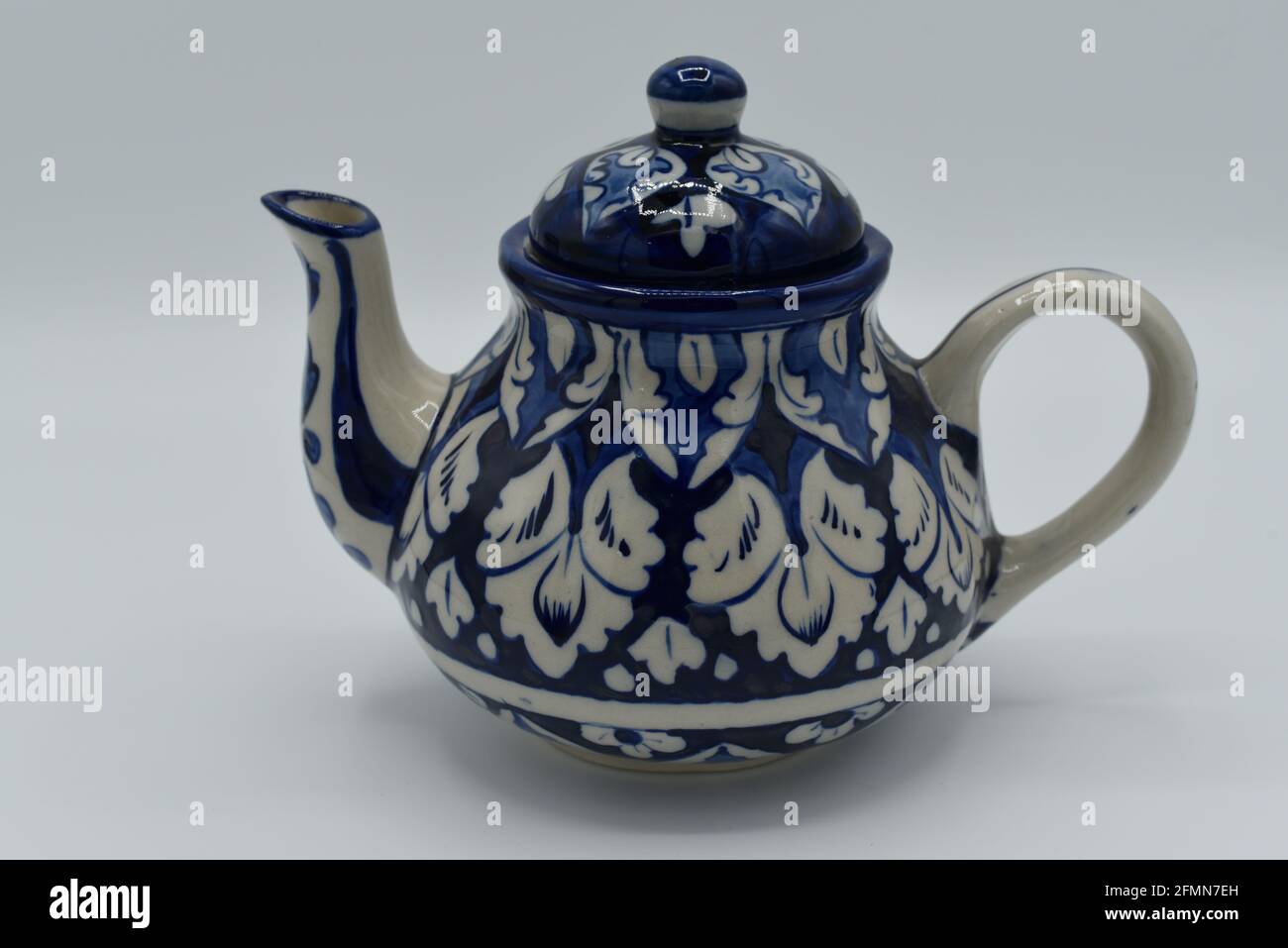 Beautiful Blue Color Kitchen Crockery Pots Artistic Design Handmade ...