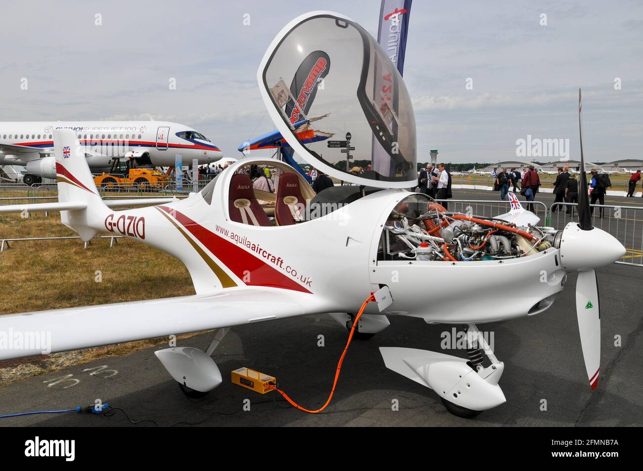 Aquila A210 Aircraft plane G-OZIO at Farnborough International Airshow ...