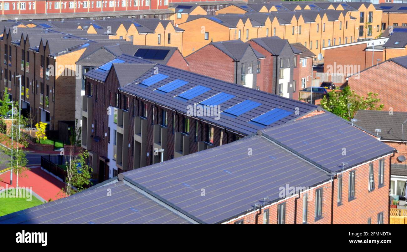 Manchester housing hi-res stock photography and images - Alamy