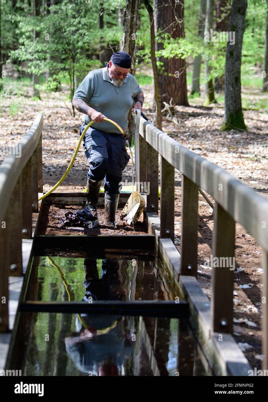 Various different walking routes hi-res stock photography and images ...