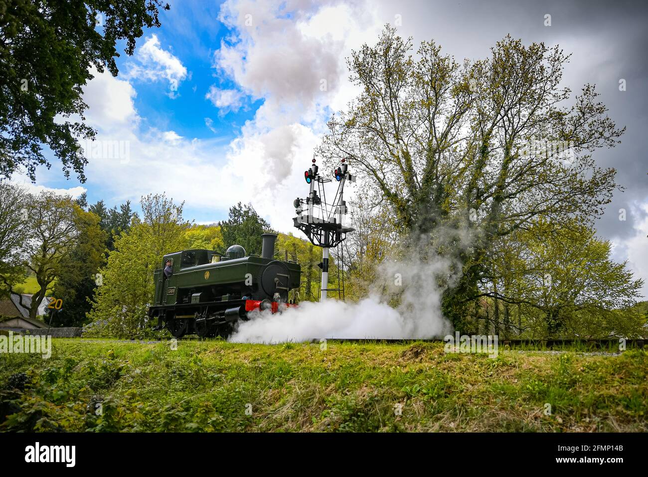 1369 class pannier tank hi-res stock photography and images - Alamy