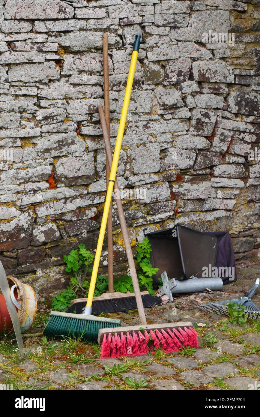 Moss rake hi-res stock photography and images - Alamy