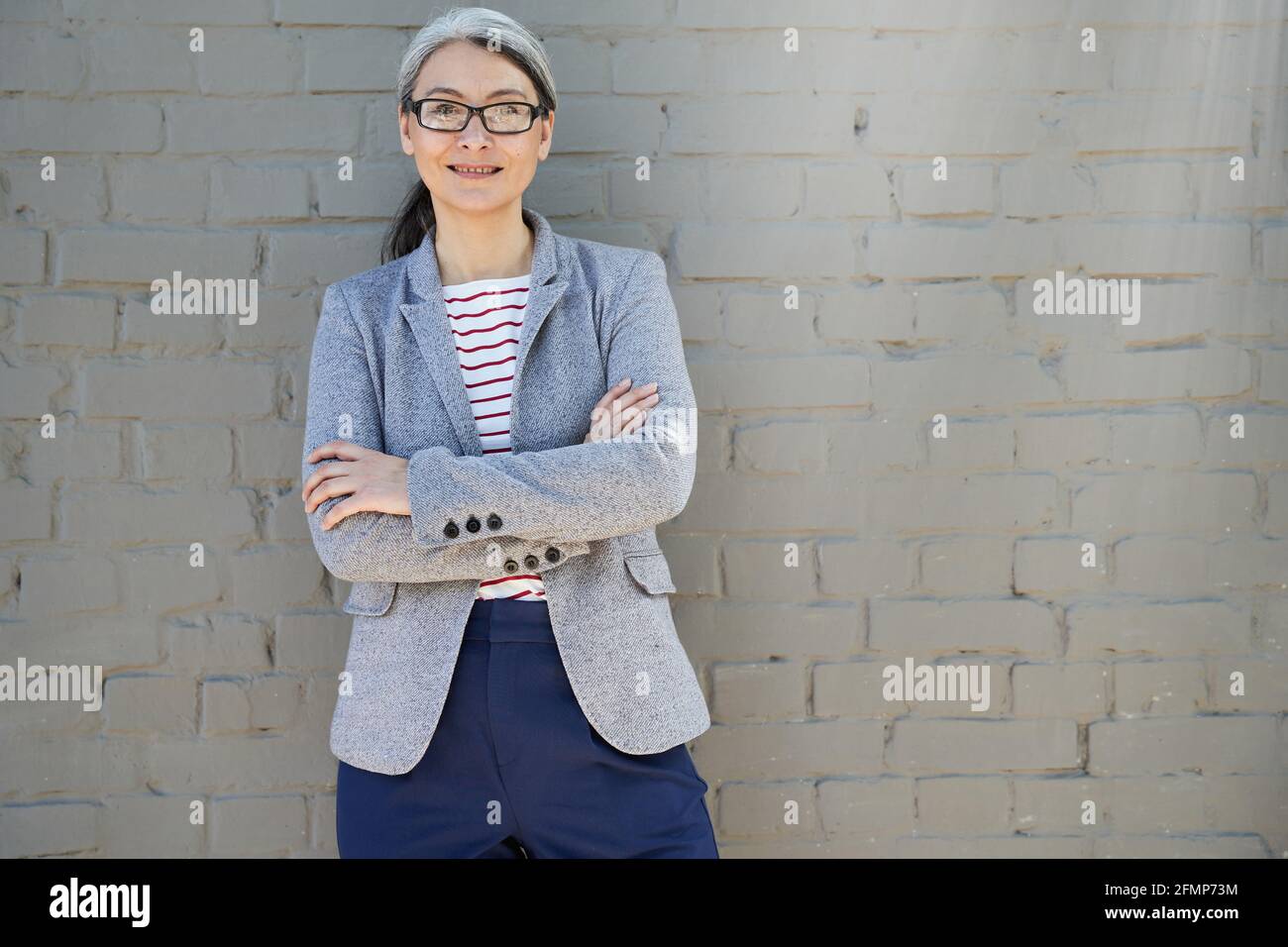 Asian Lady With Grey Hair High Resolution Stock Photography and Images ...