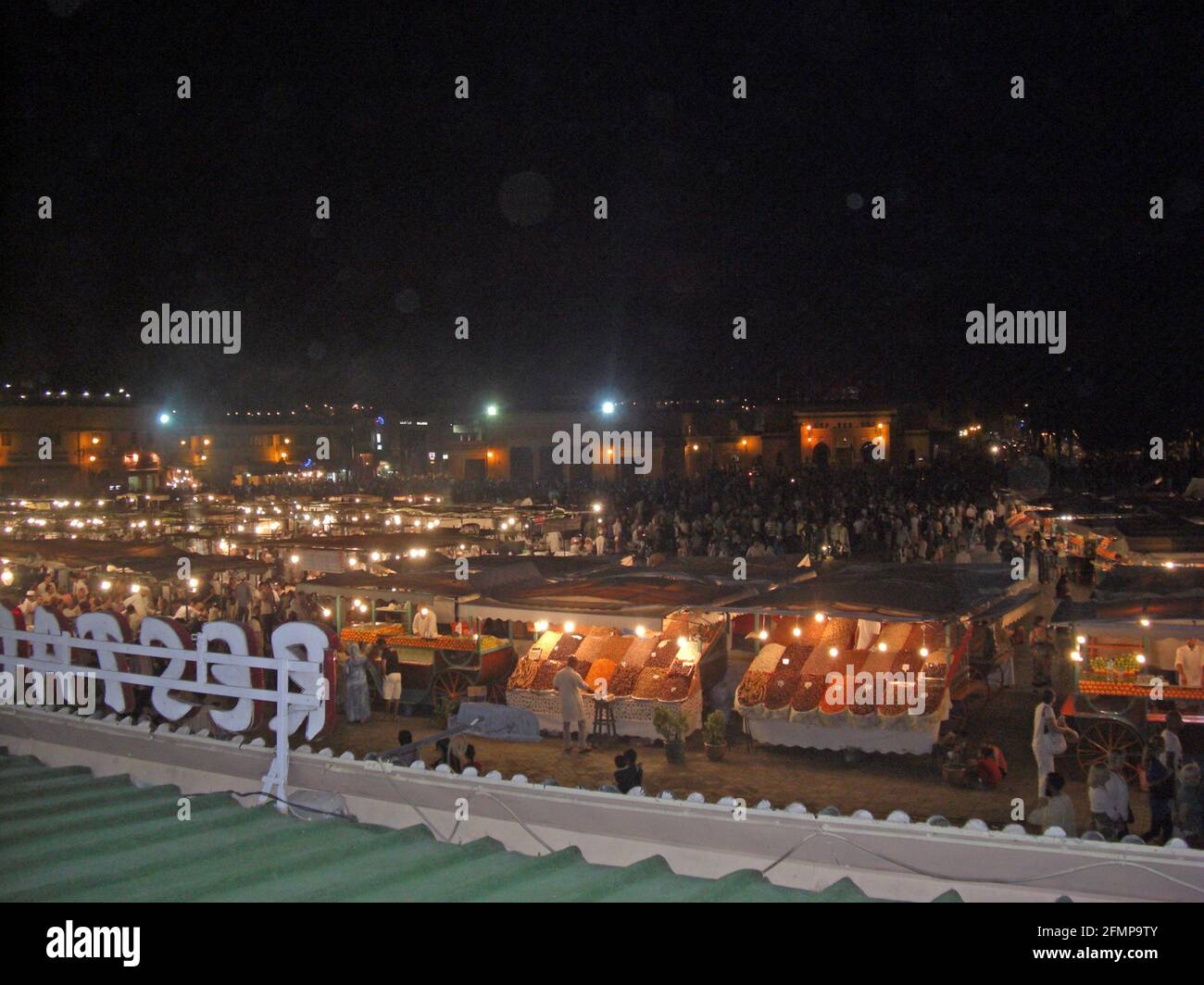 Djama el fna square hi-res stock photography and images - Alamy