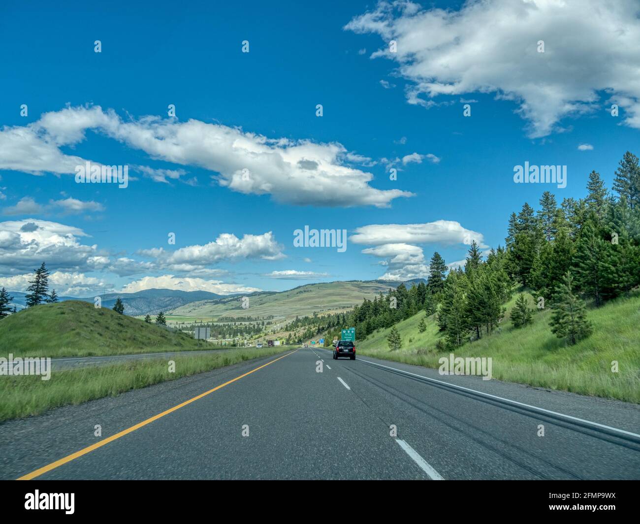 Four lane highway hi-res stock photography and images - Alamy