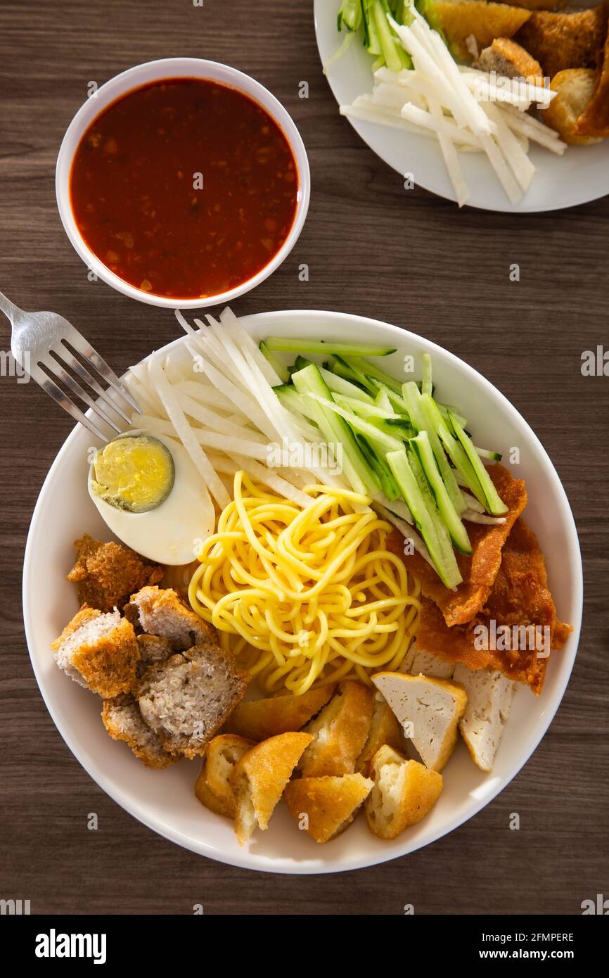 Mee Rojak is Malaysia Indian food of noodle with peanut sauce. One of ...