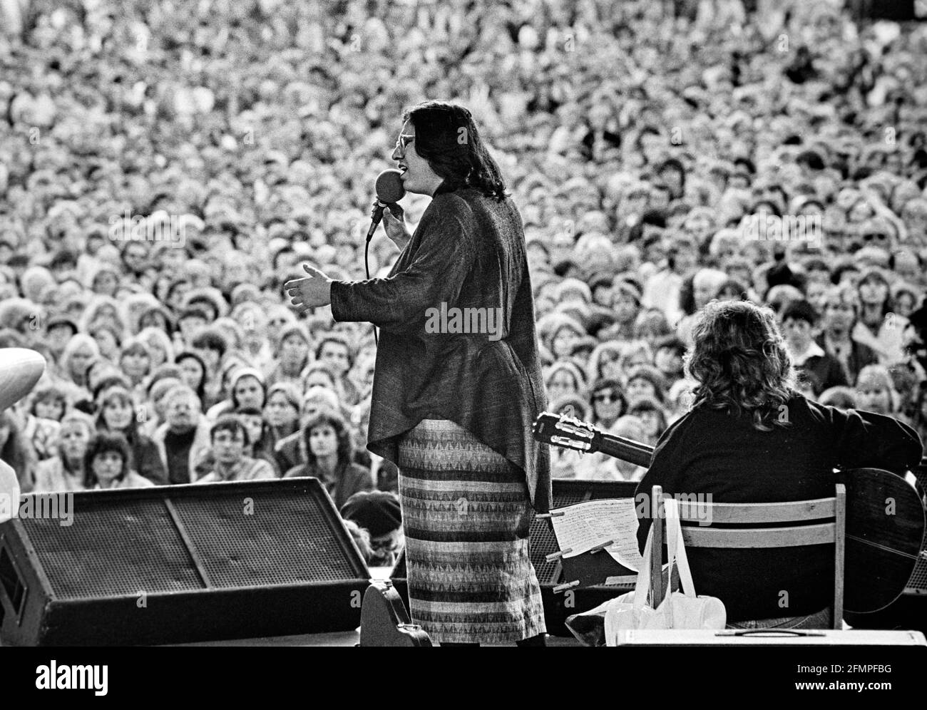 Maria Farantouri - Performance on the Rathausmarkt stage at the women's ...