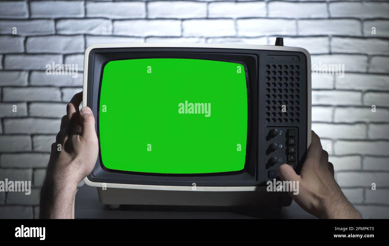 Green screen horror hi-res stock photography and images - Alamy