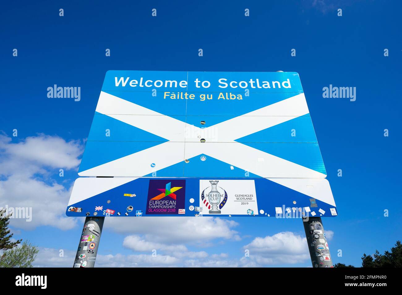 Live borders hi-res stock photography and images - Alamy