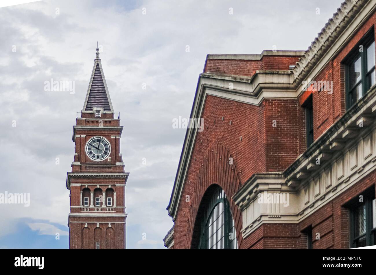 Seattle neighbourhood hi-res stock photography and images - Alamy