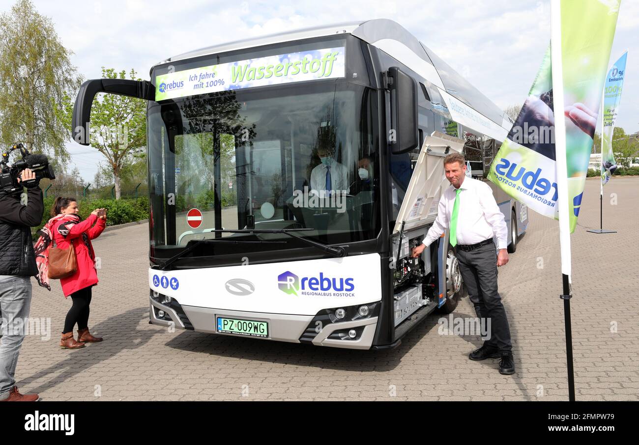 First hydrogen bus hi-res stock photography and images - Alamy