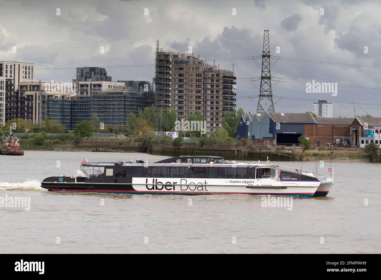Thames clipper uber boat hi-res stock photography and images - Alamy
